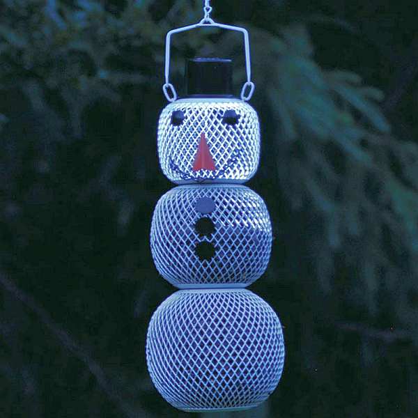 Songbird Garden Solar Snowman Wire Mesh Bird Feeder - Catlettsburg, KY ...